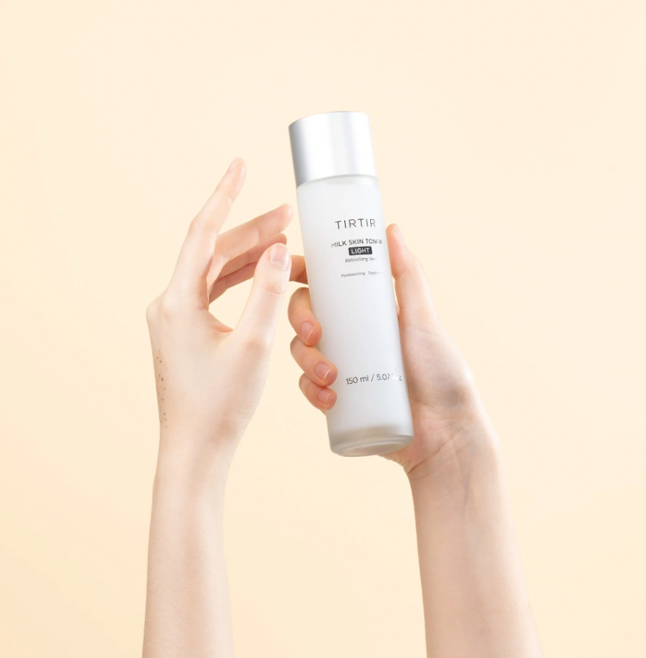 Milk Skin Toner Light Refreshing Skin - Minaji